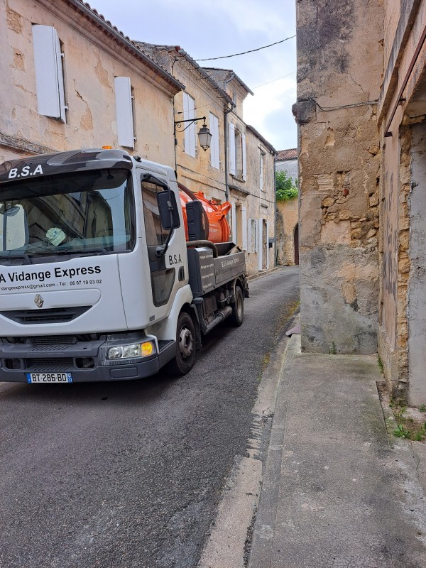 BSA Vidange Express - Vidange, curage et entretien de fosses septiques en Gironde